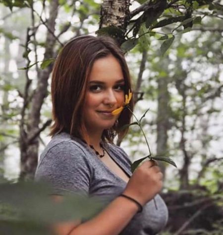 Shelby Grace Biography -YouTube, New Net Worth 2021, Twitter